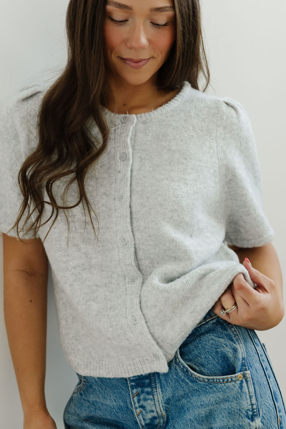THE ASPEN SHORT SLEEVE CARDIGAN IN GREY – Pink Desert