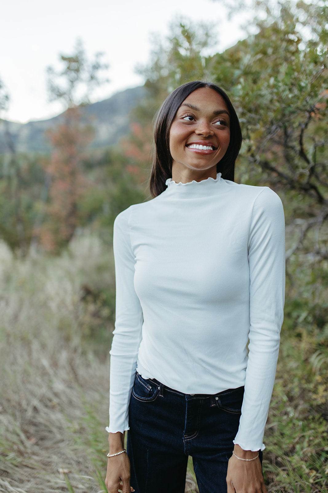 THE CORINA MERROW MOCK NECK IN CREAM – Pink Desert