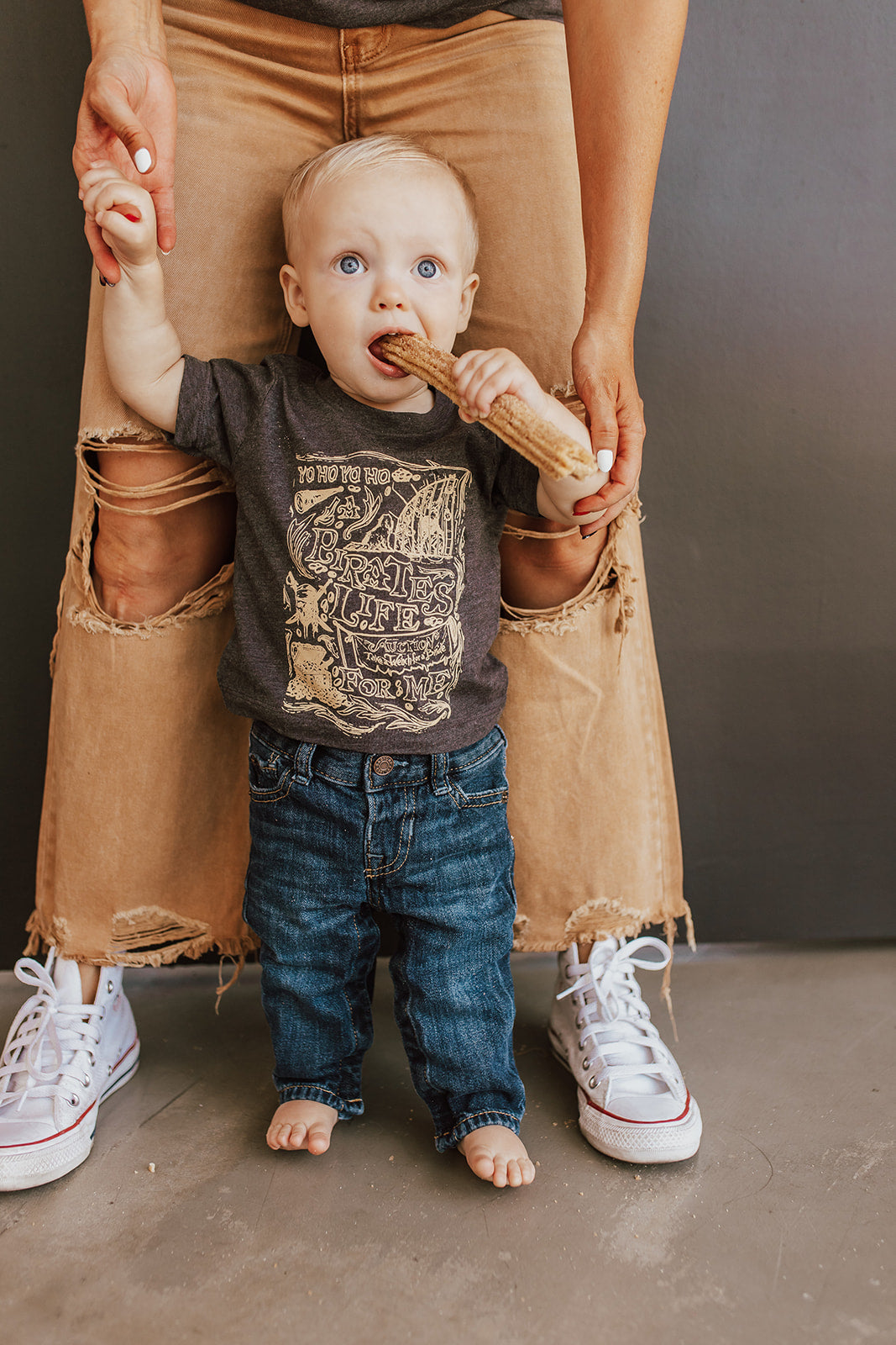 HAPPY THREADS – Pink Desert